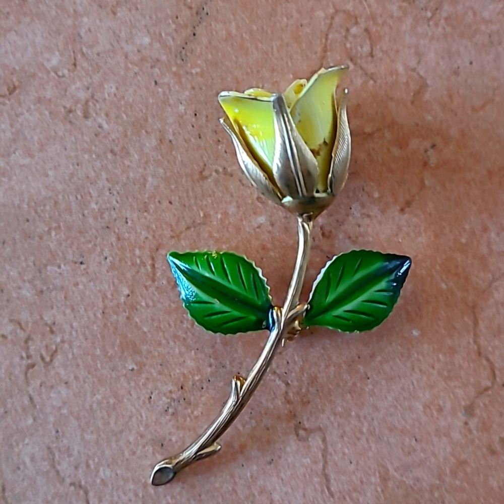 Vintage Enamel Yellow Rose Pin - Gem